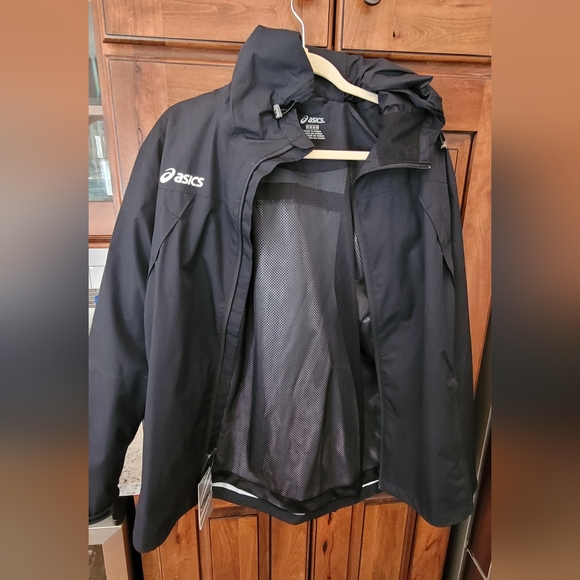 Asics | Jackets & Coats | Asics Hooded Windbreaker | Poshmark